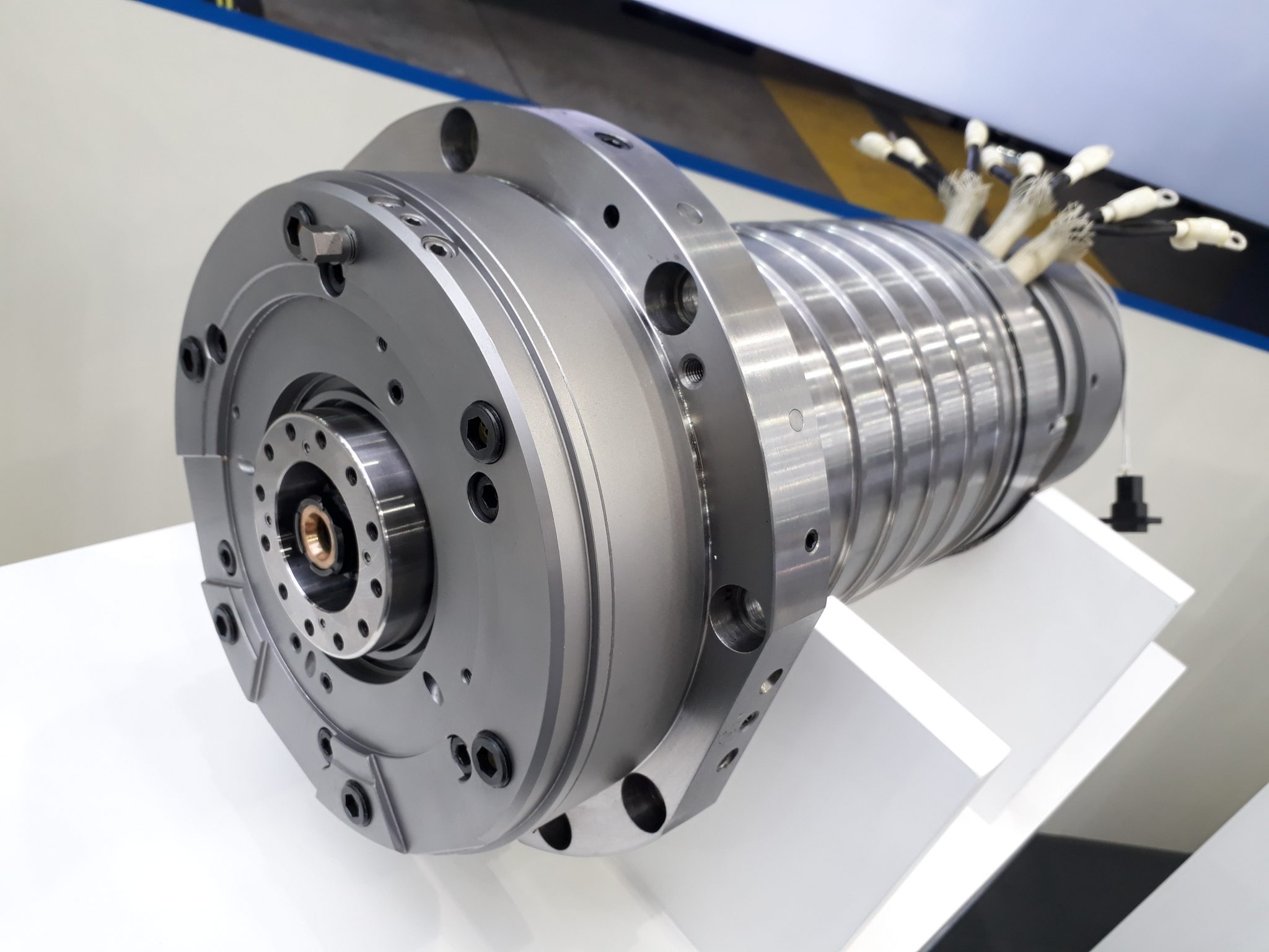 Strung CNC, ce este și cum funcționează? - Mașini-Unelte CNC